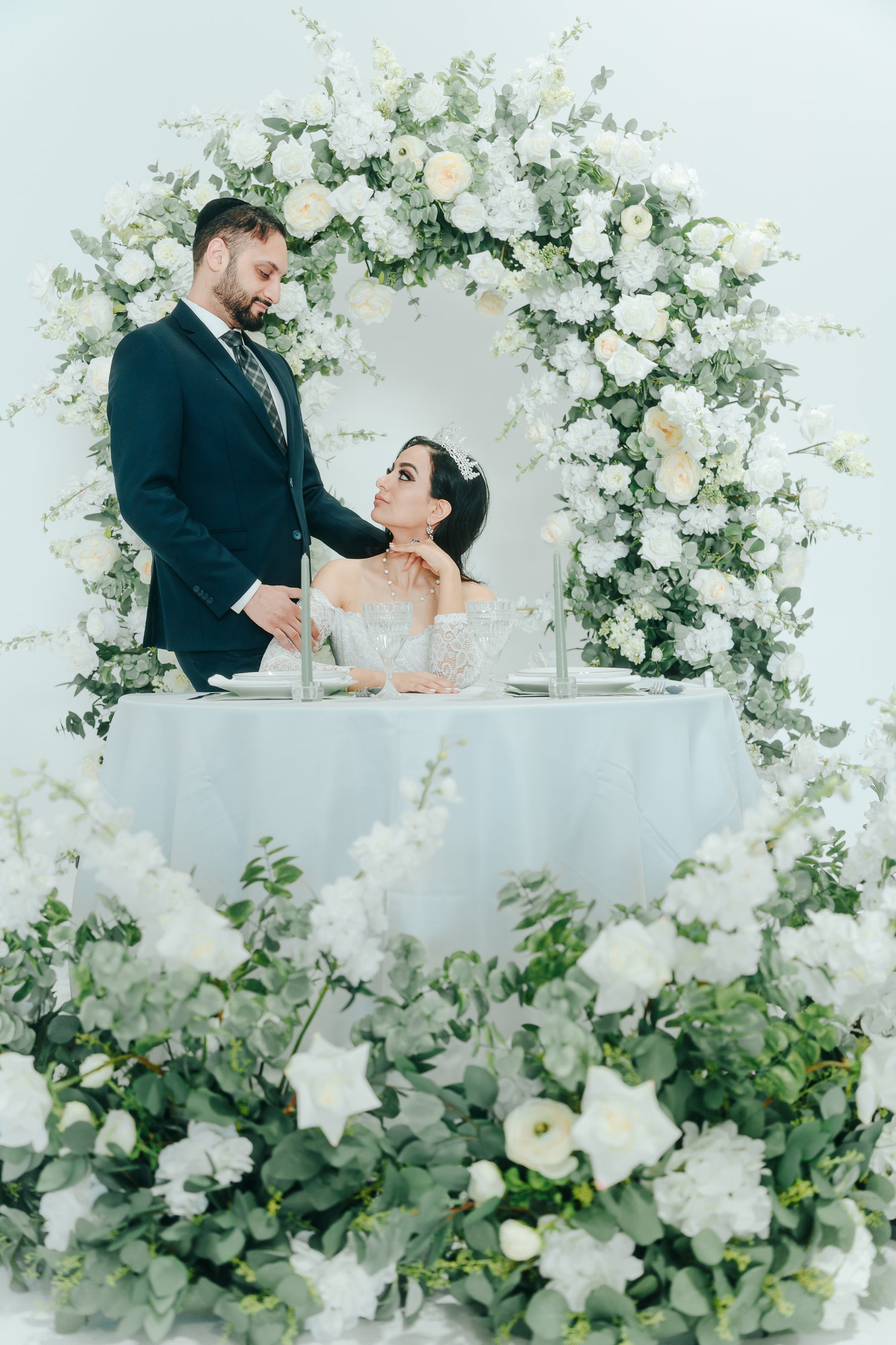 ARCH & AISLE RENTALS l Los Angeles Silk Floral Arch Rental Company ...